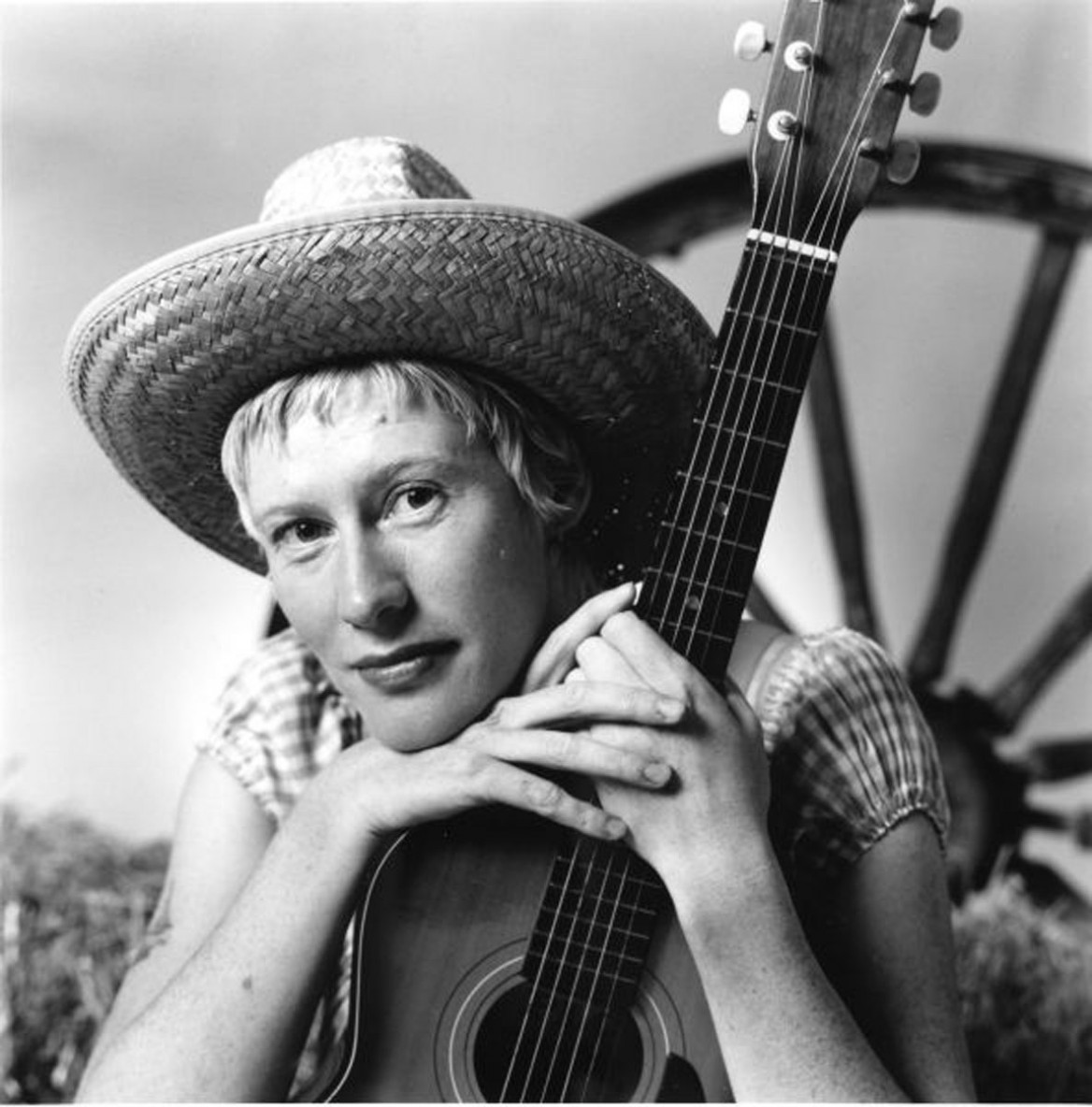 Sally Timms – THE HOBBLEDEHOY