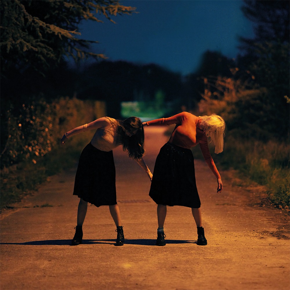 Smoke Fairies Launch New Album | The HOBBLEDEHOY