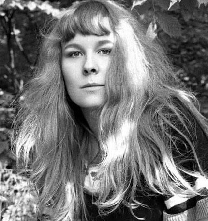 Sandy – THE HOBBLEDEHOY