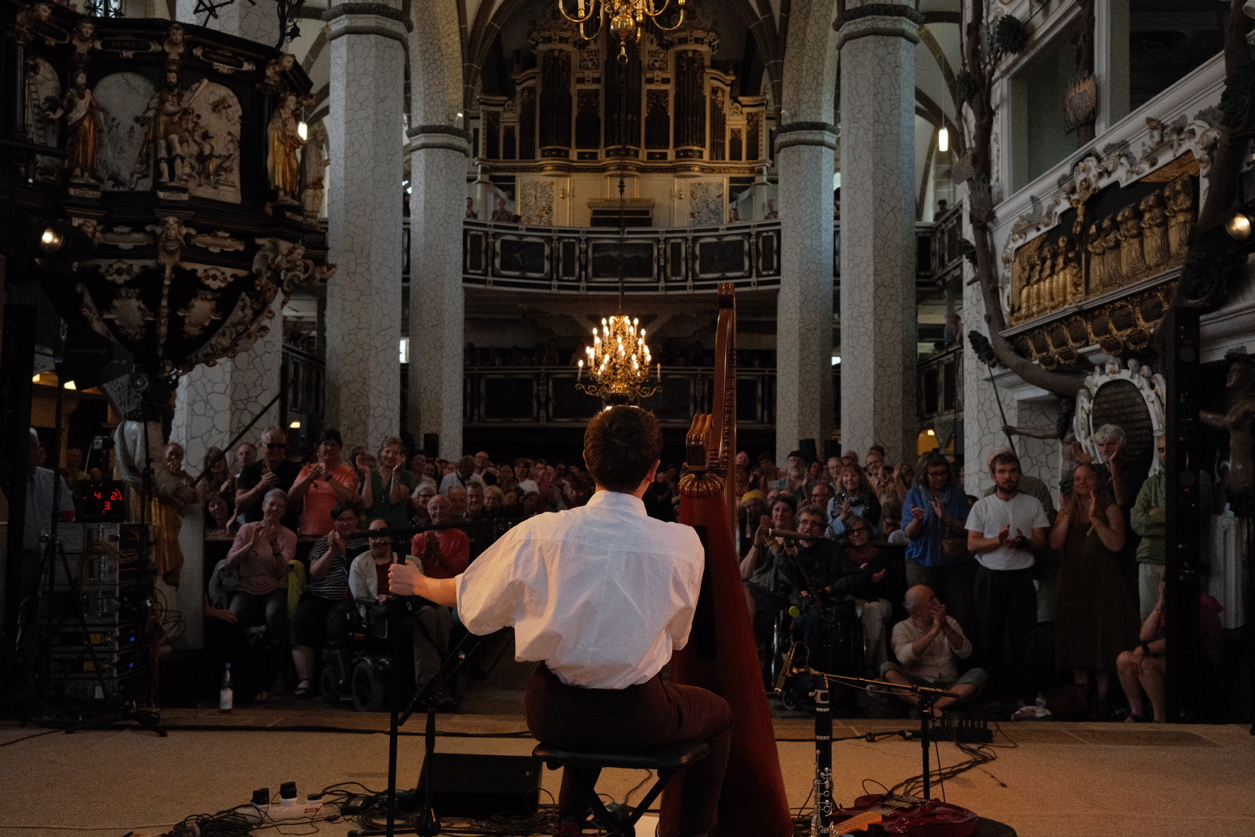 Cerys Hafana live from the Rudolstadt Festival – THE HOBBLEDEHOY